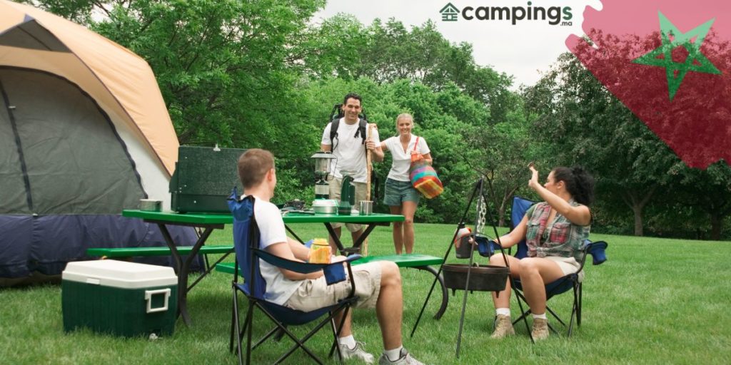Les avantages du camping en groupe : partage, convivialité et économies ...